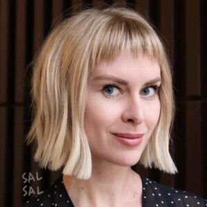 Top 10+ Short Fringe Hairstyles - Magazine Vector