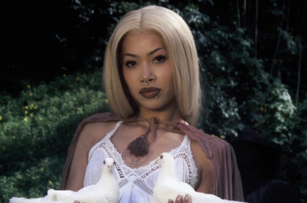 Molly Santana Age, Biography, Net Worth, Career, Lifestyle, and More ...